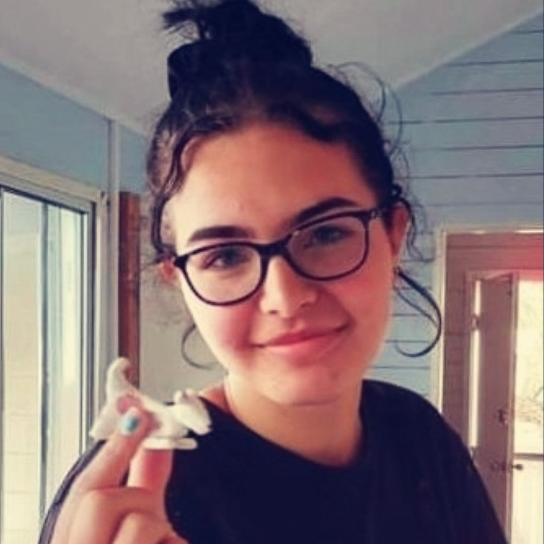 Artist - Amika Collard – Ration Shed Museum